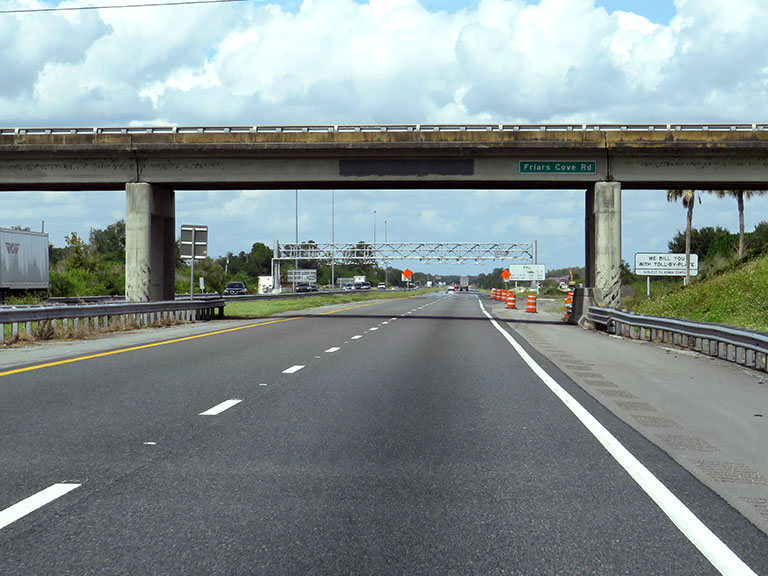 Florida's Turnpike At Three Lakes Plaza